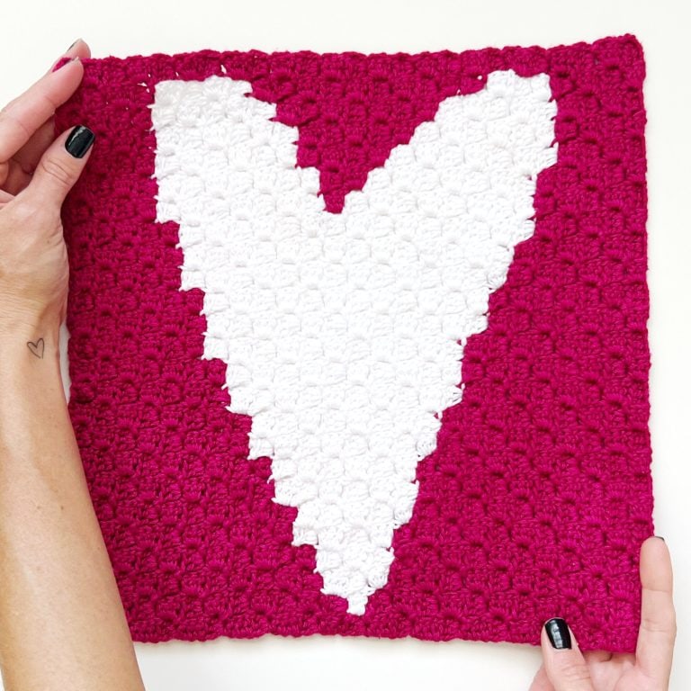 Lovely Crochet Heart Pattern C2C Square (Free & Easy)