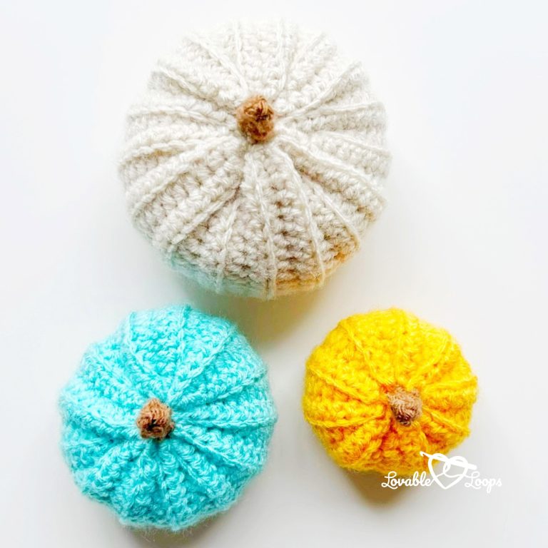 3 Sizes Crochet Pumpkin Pattern for Beginners (Free & Easy)