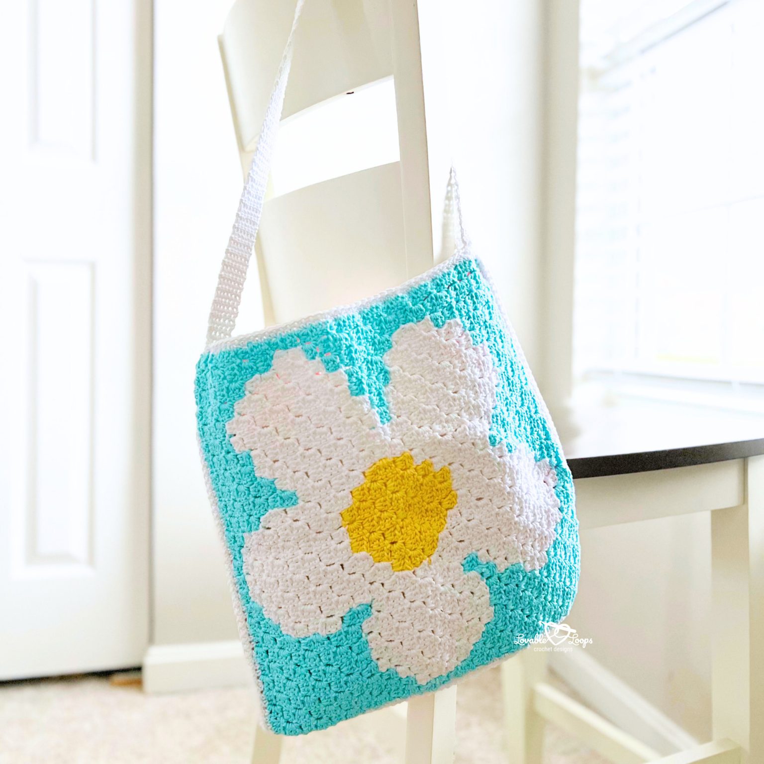 Crochet Daisy Flower Bag Pattern – Free C2C Tote Bag Design