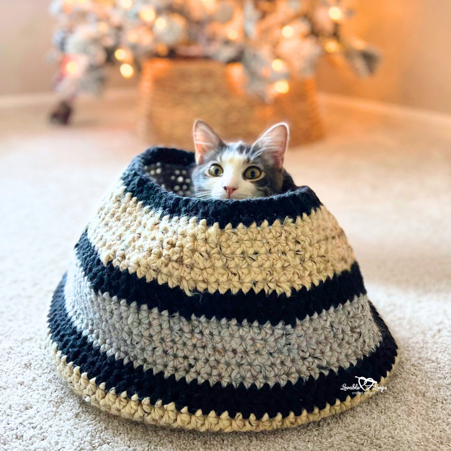 Crochet cat cave pattern (free mouse ears cat pod)