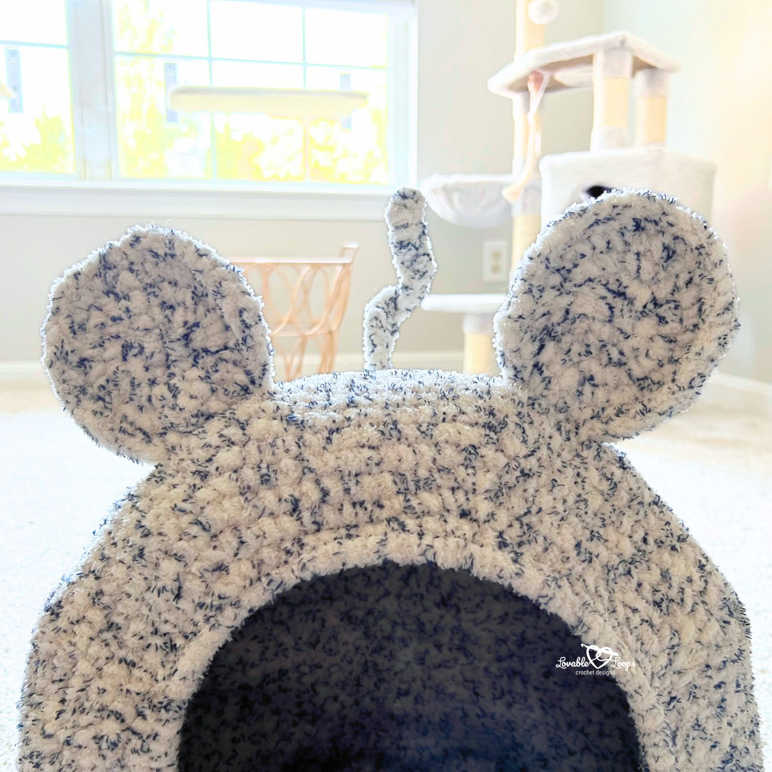 Crochet cat cave pattern (free mouse ears cat pod)